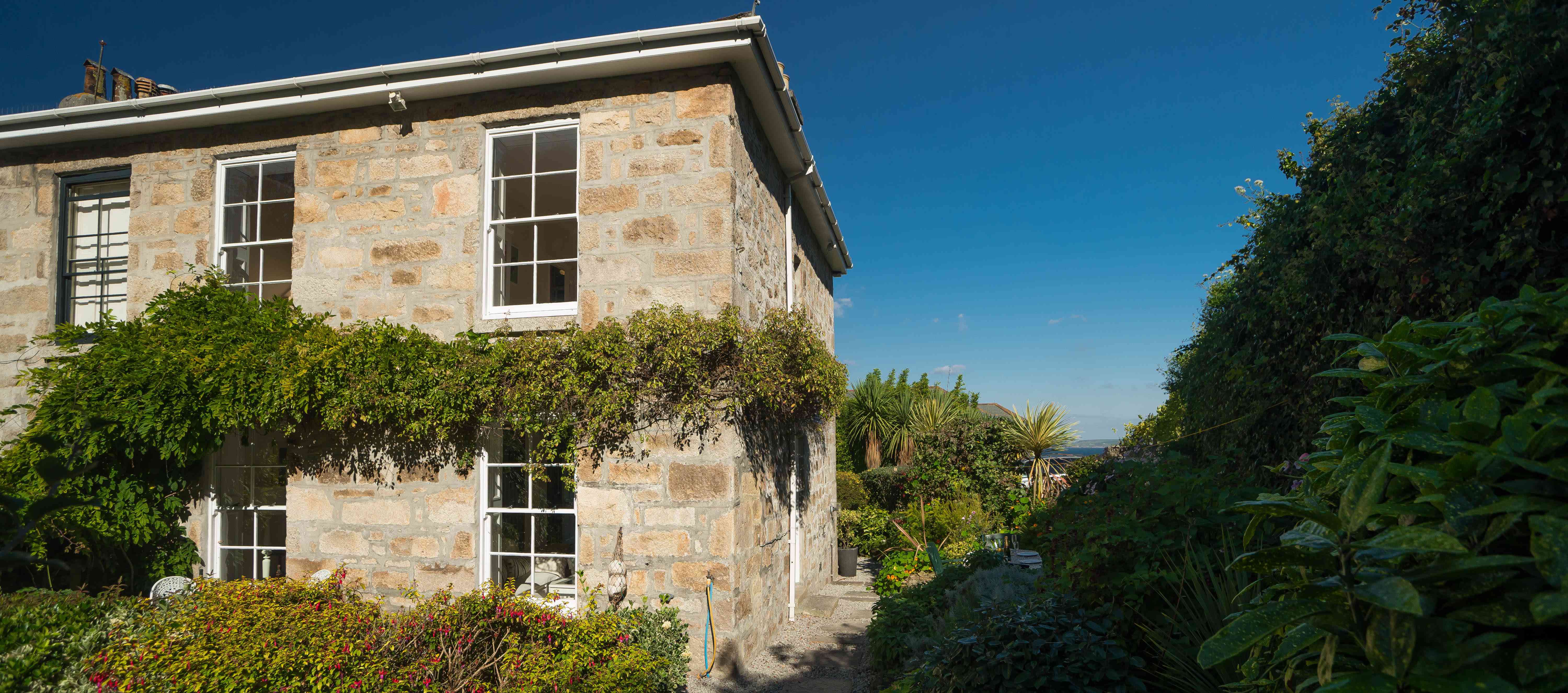 Springfield Villa Holiday Cottage | Book Now | Cornish Secrets
