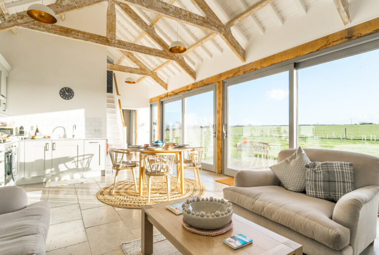 Looe Holiday Guide & Full Visitor info | From Cornish Secrets