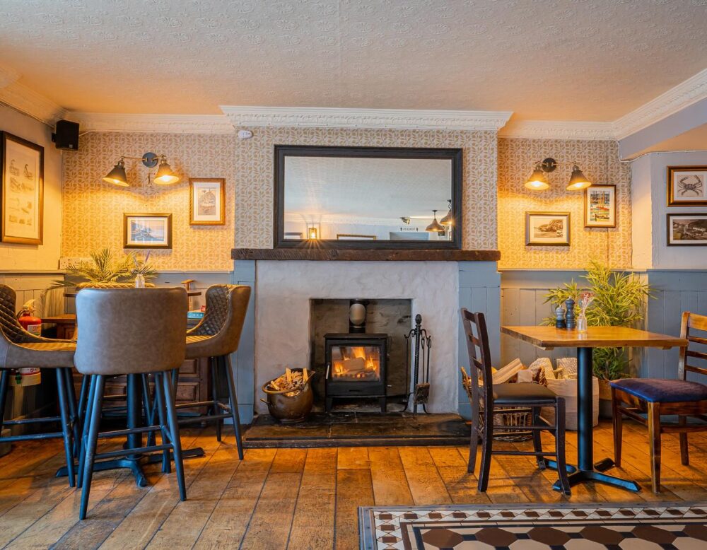 50 Best Pubs and Bars in Cornwall | Cornish Secrets