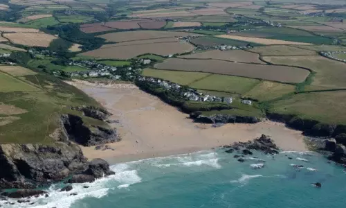 Porthcothan Beach Guide | Key Info & Local Tips